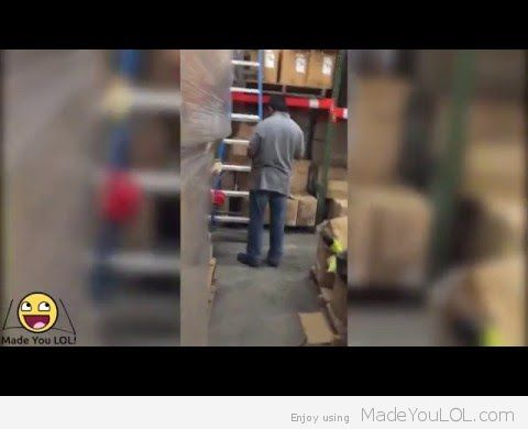 Scared at Work - Made You LOL!